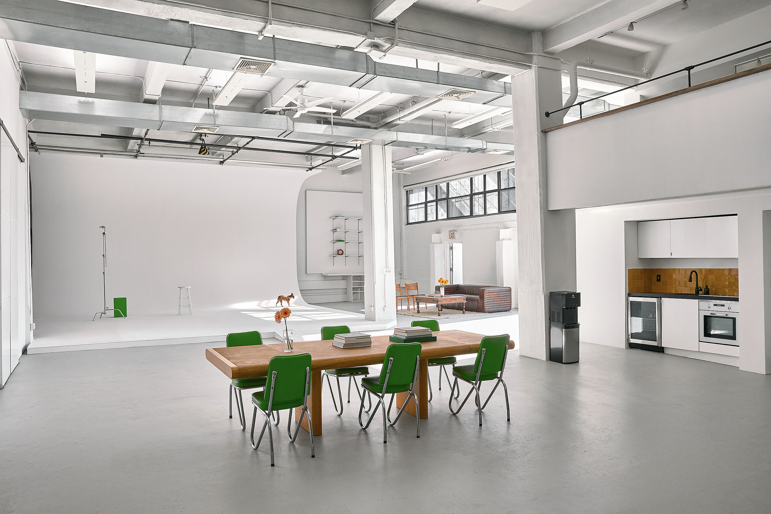 Space For Arts - NEIGHBORS - 4000 SQF Greenpoint Drive-in Cyc Studio w ...