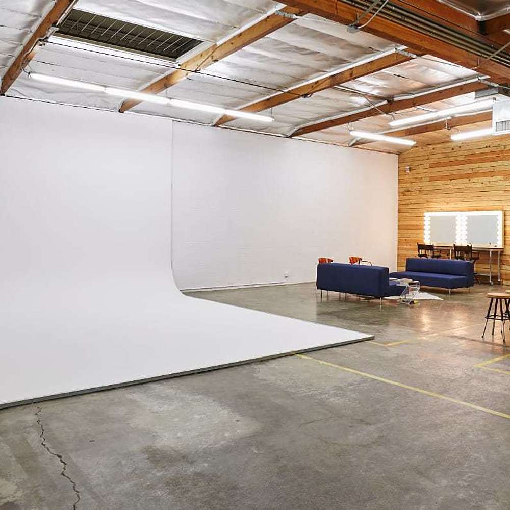 Space For Arts - Eastside Photo Studio