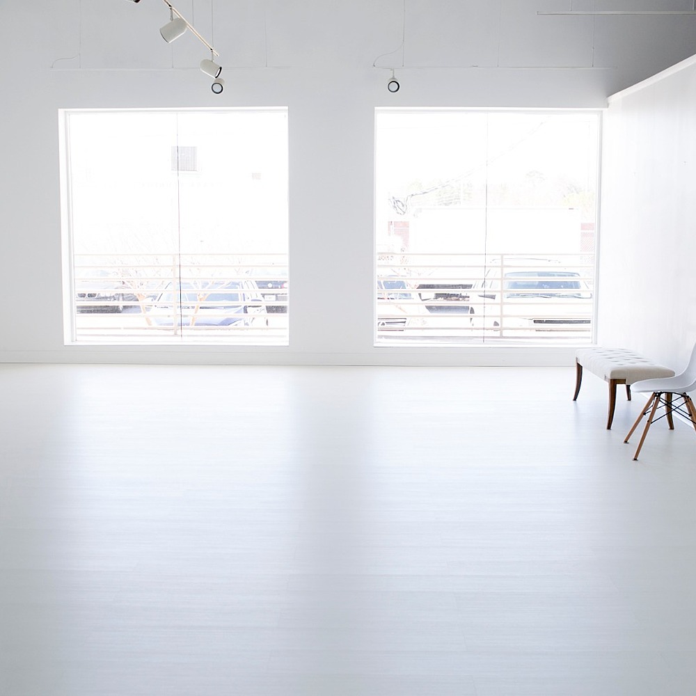 Space For Arts - All-white, natural light photo studio & event space in ...