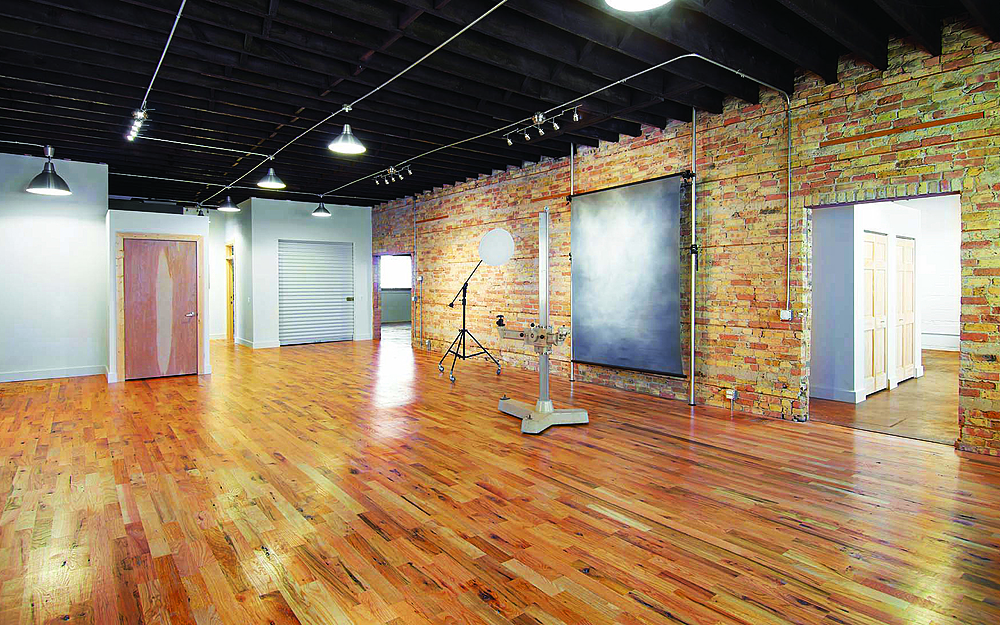 Space For Arts - Production Studio - Still and Motion
